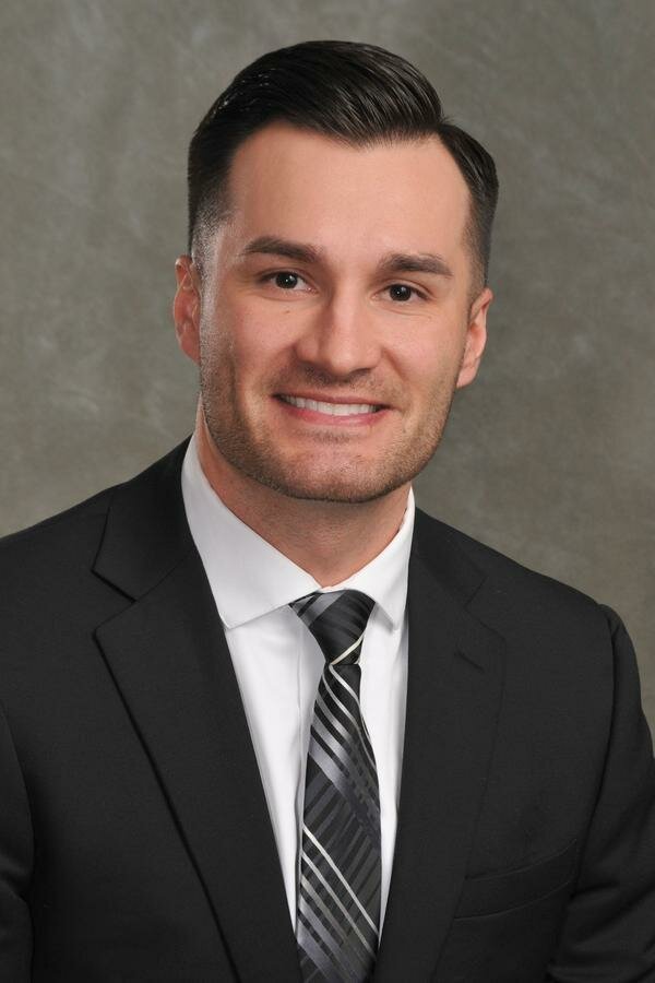 Yatırım fonu firmaları Edward Jones - Financial Advisor: Matt Goodwin, Michigan Eyaleti, foto
