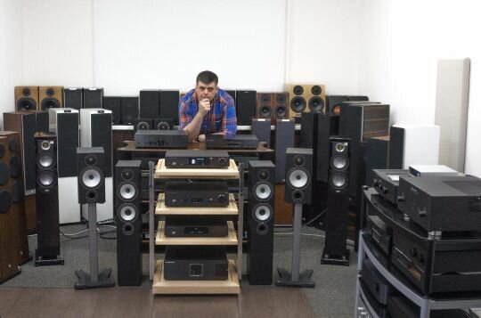 Ses ve ışıklandırma ekipmanları firmaları Hi-Fi audio, Moskova, foto