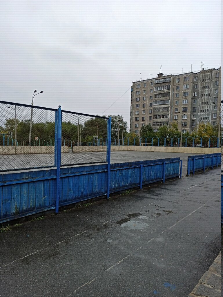 Buz pateni pistleri Ice rink, Çeliabinsk, foto