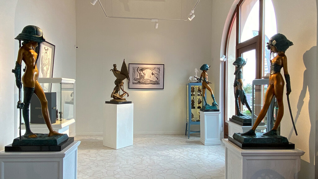 Sergi salonları, galeriler Ostashov sculpture gallery, Soçi, foto