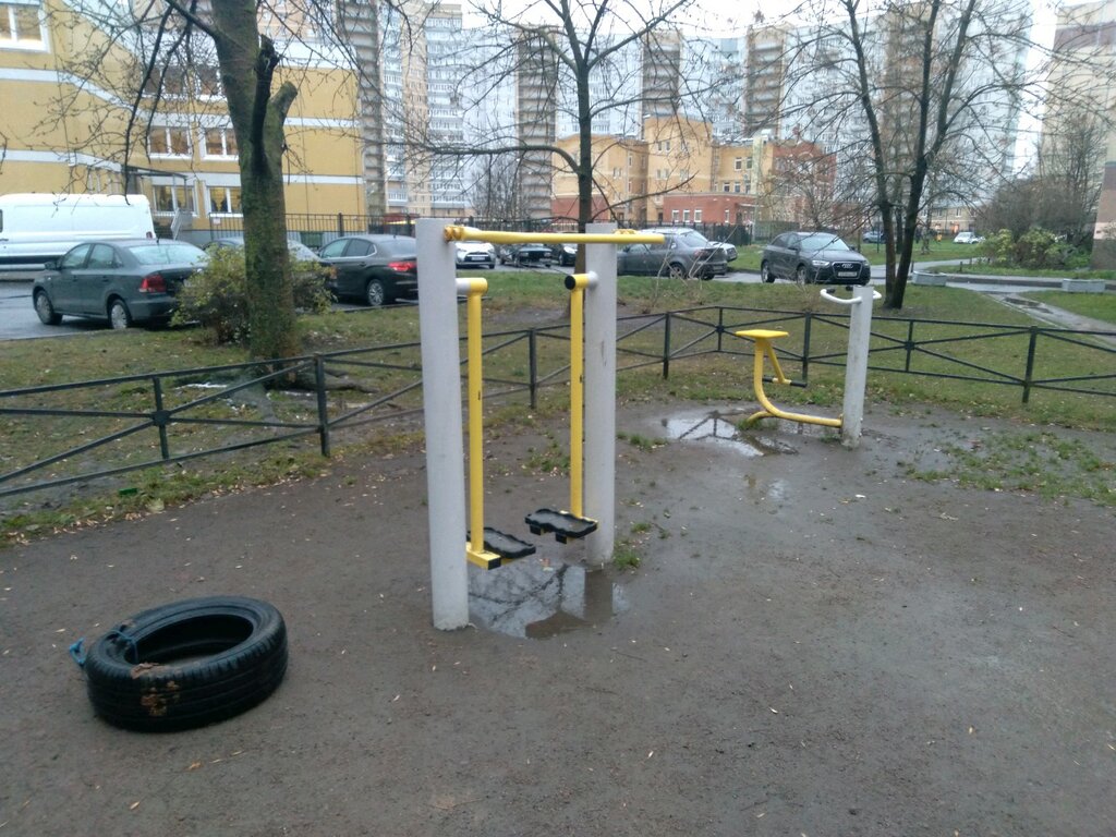 Spor alanı Воркаут, Saint‑Petersburg, foto
