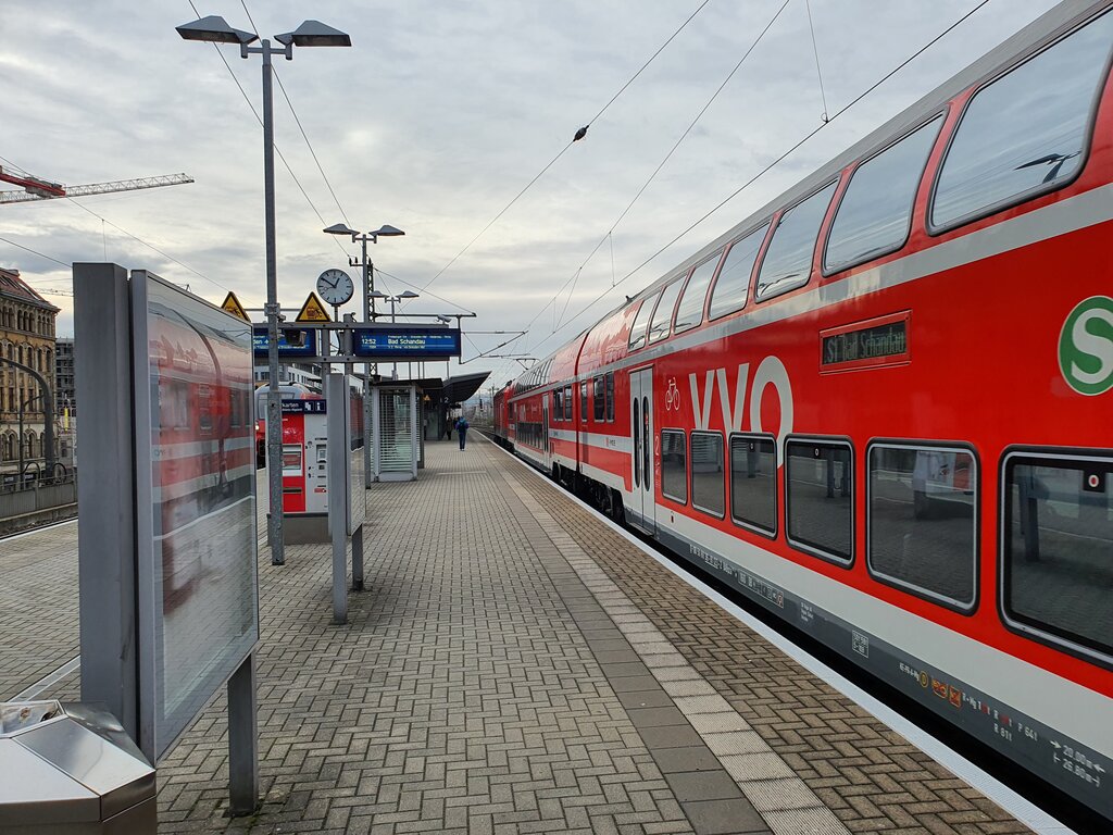 Tren istasyonu Dresden-Mitte, Dresden, foto