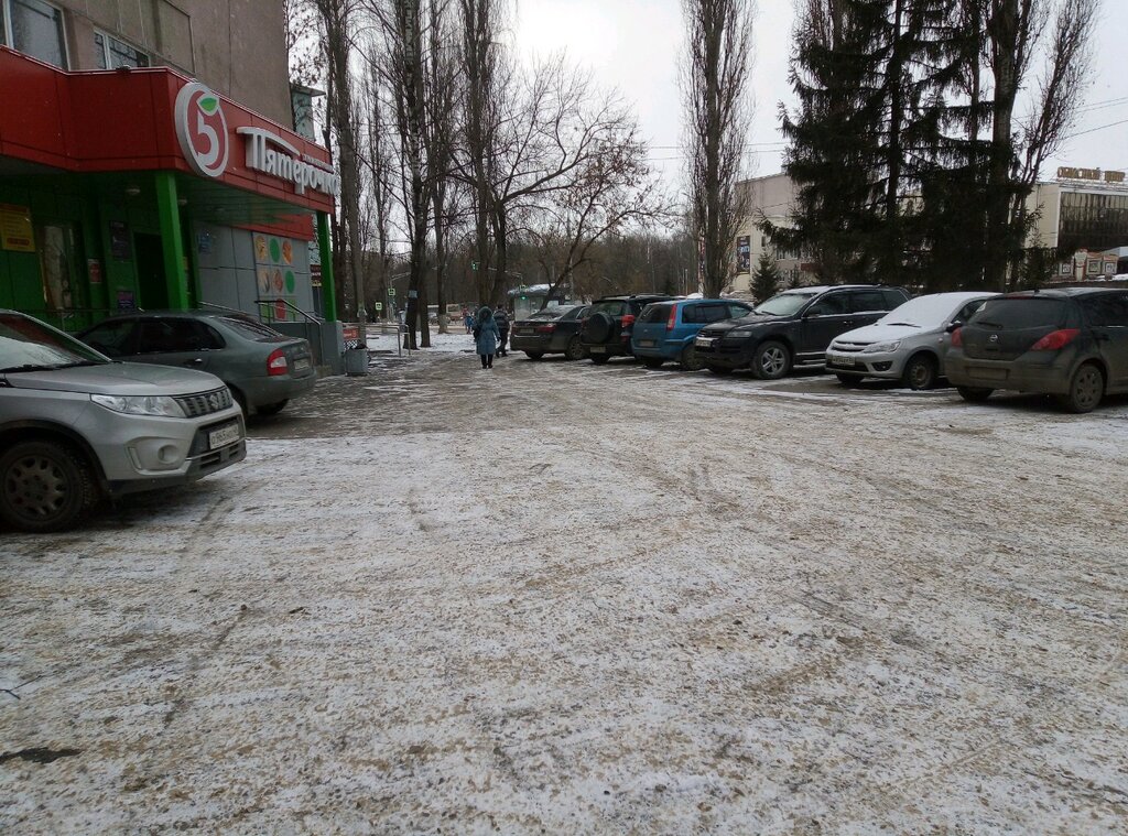 Otoparklar Автомобильная парковка, Lipetsk, foto