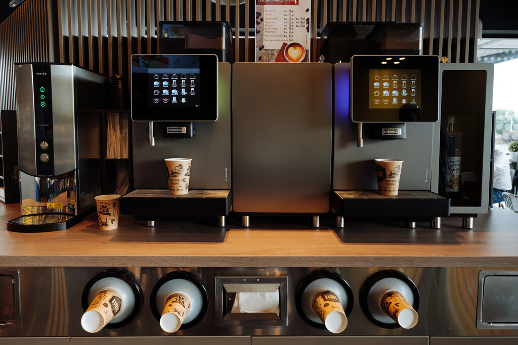 Benzin istasyonu Tatneft', Almetyevsk (Elmet), foto