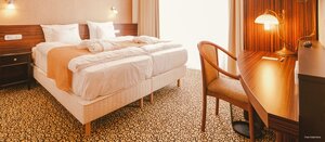 Park Hotel Hvz (Zala vármegye, Hévíz, Petőfi Sándor utca), otel  Zala'dan