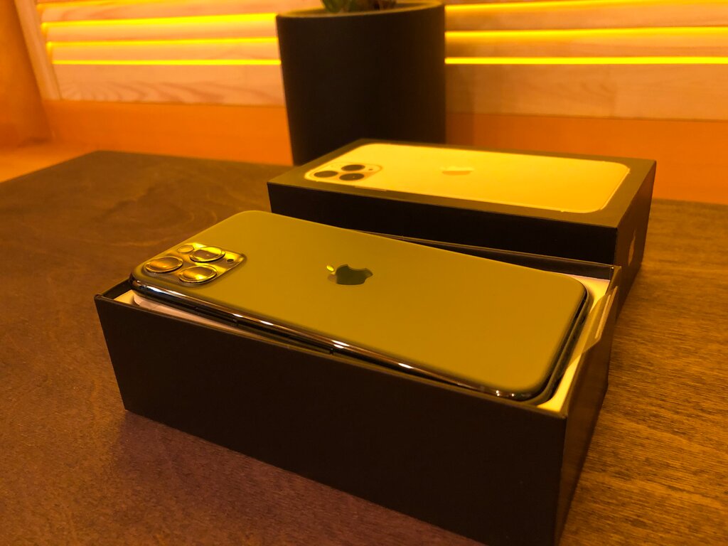 Elektronik eşya mağazaları Шоп-Мобайл, Saint‑Petersburg, foto