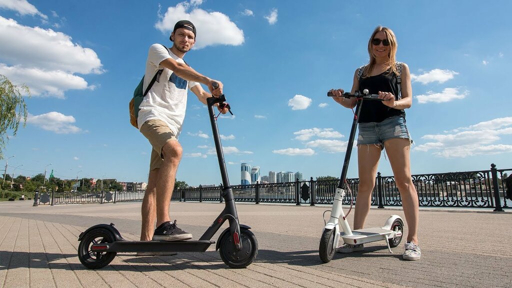 Kiralama noktası Electric scooter rental, Saint‑Petersburg, foto