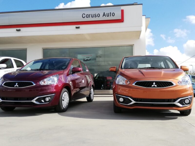 Oto aksesuarları Caruso Concessionaria Mitsubishi- Vendita auto nuove e usate, Sicilya, foto