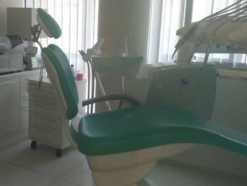 Özel ağız ve diş sağlığı klinikleri ve muayenehaneleri Studio Dentistico Dott. Santoro Giuseppe, Sicilya, foto