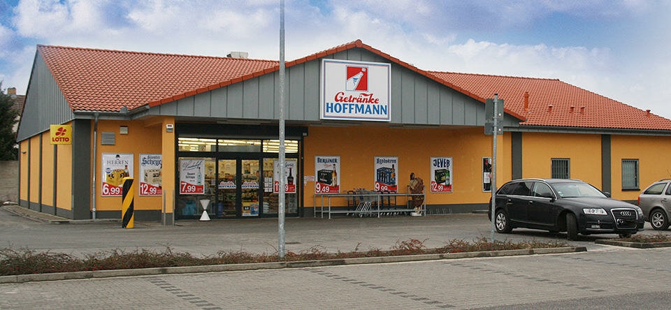 Bira dükkanı Getränke Hoffmann, Finsterwalde, foto