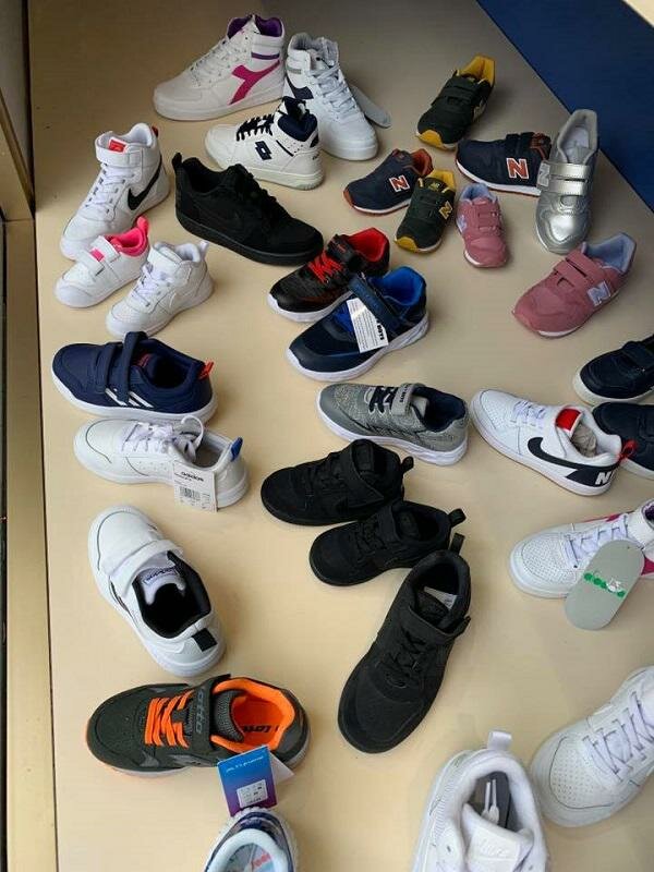 Ayakkabı malzemeleri Fissimarket Calzature Scarpe Uomo Donna Bambino, Floransa, foto
