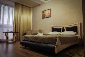 Grand Lion (ulitsa Kirilla Rossinskogo No:10, Krasnodar), otel  Krasnodar'dan