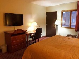 Quality Inn & Suites (North Dakota, Stark County, Dickinson Municipal), otel  Dickinson'dan