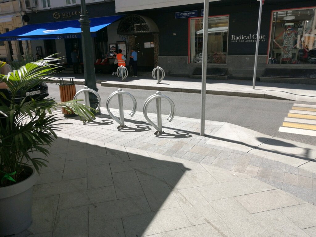 Bisiklet park yerleri Велопарковка, Moskova, foto