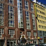 Grüne's Leihhäuser München Hauptbahnhof Süd (Goethestraße No:8), rehincilik  Münih'ten