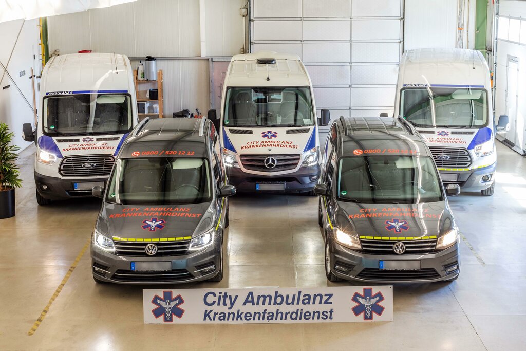 Toplu taşıma yönetimi ve bakımı City Ambulanz GmbH Krankenfahrdienst Dialysefahrten Bonn Rhein Sieg, Siegburg, foto