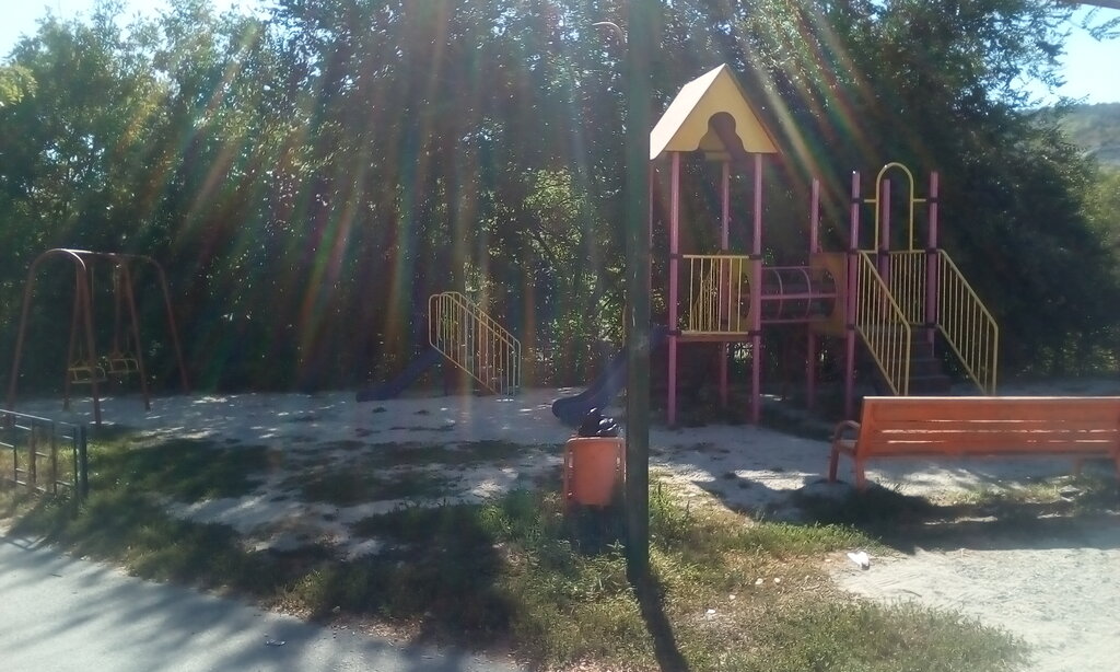 Oyun alanı Playground, Krasnodarski krayı, foto