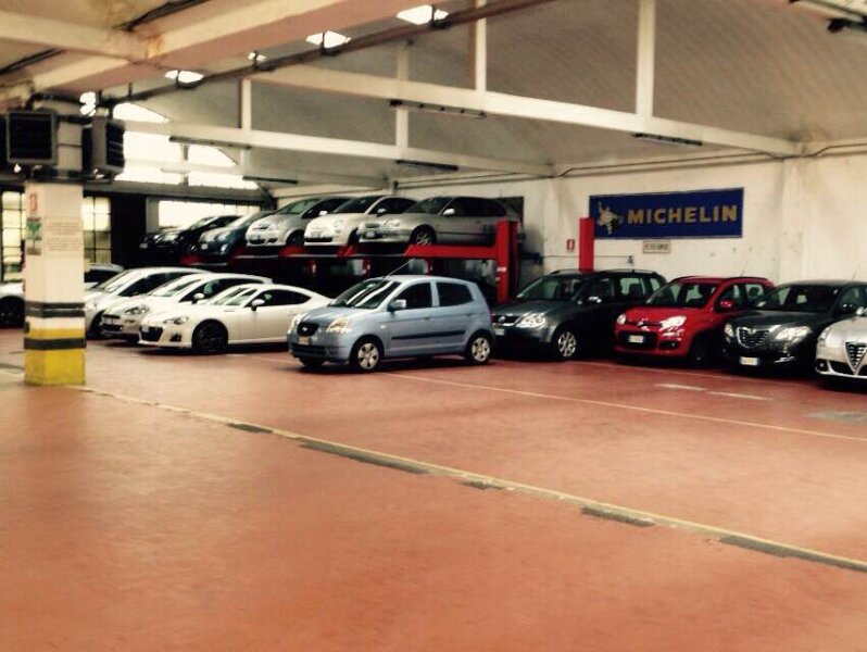 Otoparklar Giangaleazzo Parking S. A. S., Milano, foto
