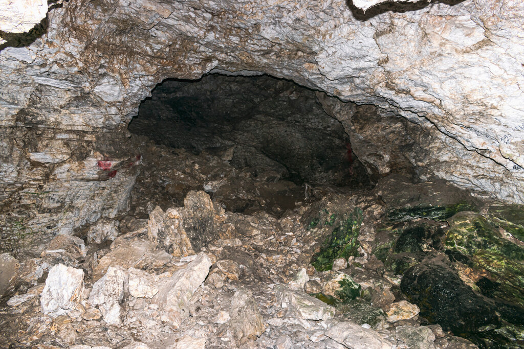 Turistik yerler Пещера Бесленеевская-1, Krasnodarski krayı, foto
