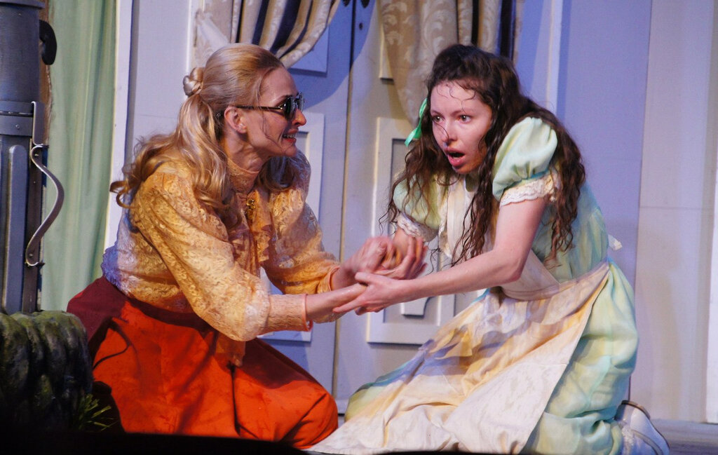 Tiyatrolar Teatr yunogo zritelya, Ufa, foto