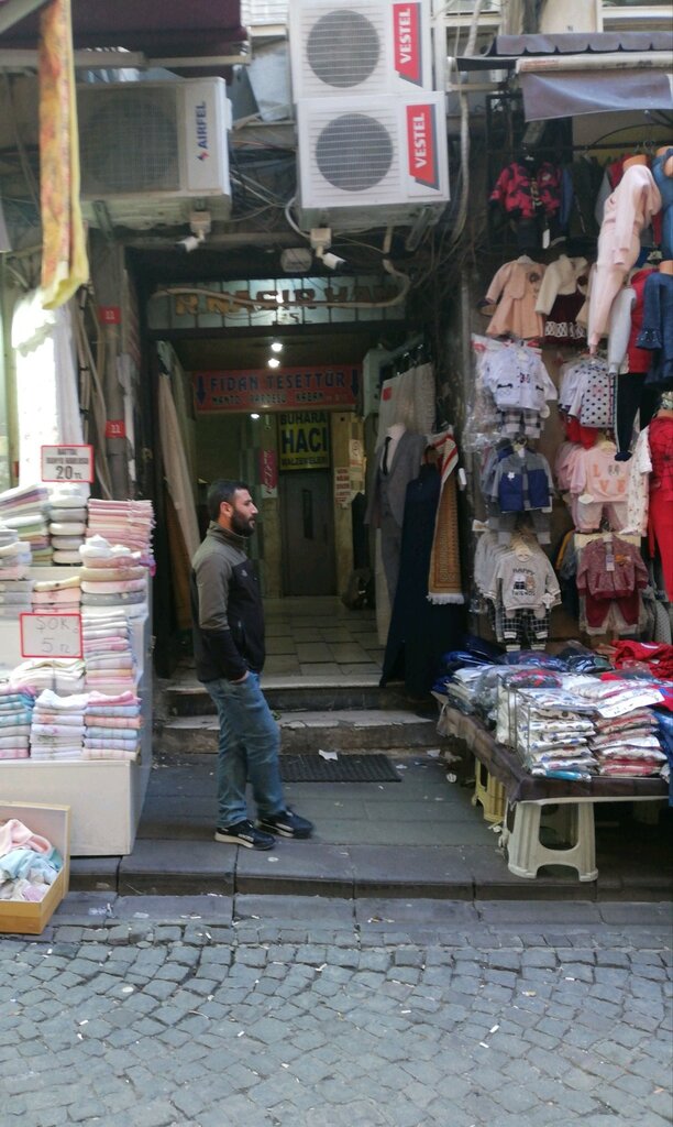 Toptan giyim Kamer Yazma, İstanbul, foto