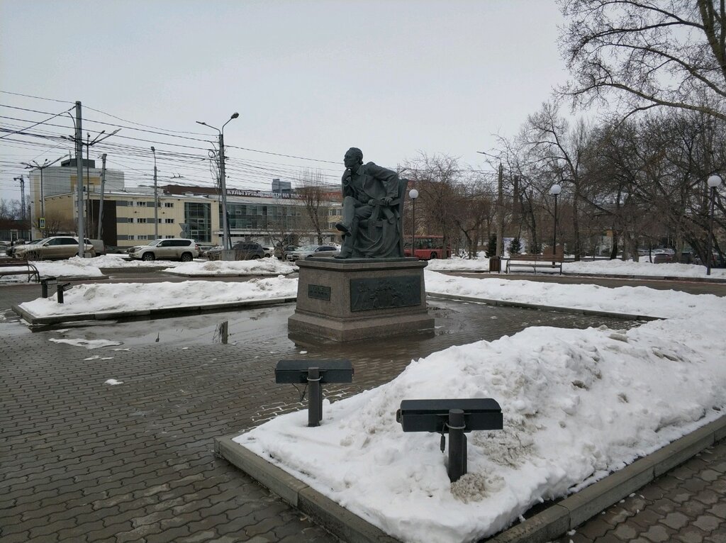 Anıt, heykel Михаил Годенко, Krasnoyarsk, foto