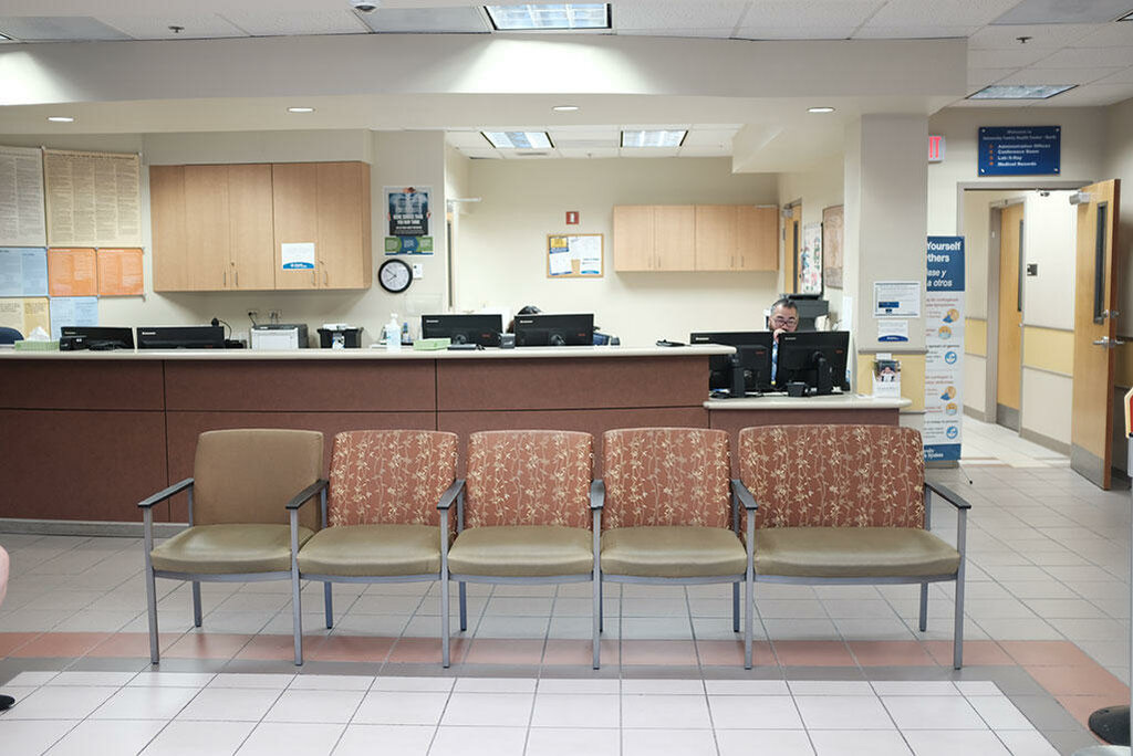 Tıp merkezleri ve klinikler North - University Family Health Center, San Antonio, foto