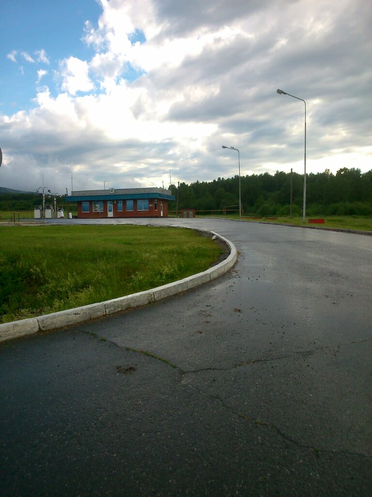 Benzin istasyonu Башнефть, Çeliabinskaya oblastı, foto