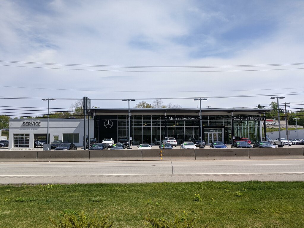 Otomobil satış galerileri Bud Smail Motor Cars, Ltd, Pennsylvania, foto