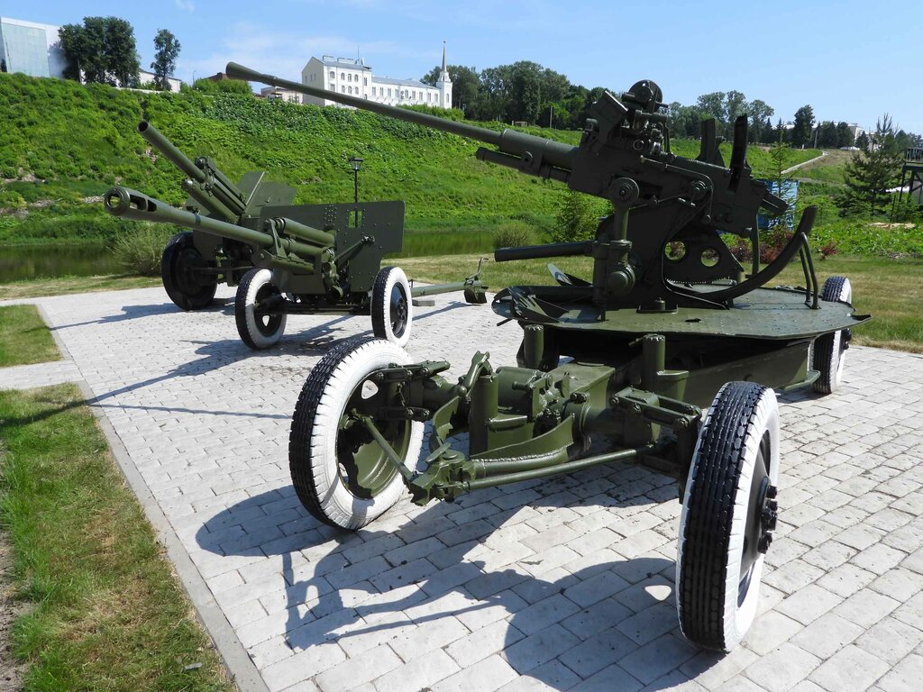 Teknoloji anıtı Военная техника, Rzhev, foto