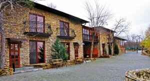 Holiday Village Katrin (Днепровский проспект No:46А), otel  Novaya Kakhovka'dan