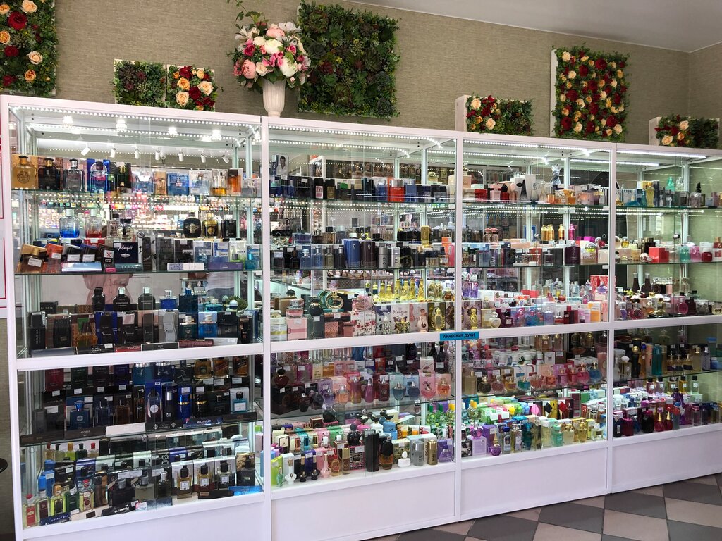 Kozmetik ve parfümeri mağazaları Parfyumkosmetik, , foto