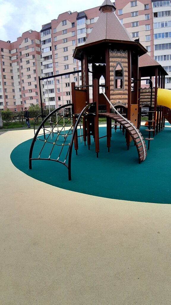 Oyun alanı Playground, Saint‑Petersburg, foto