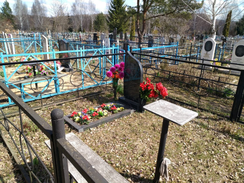 Ünlü kişilerin mezarları Рядовой О.А. Королев, Orel, foto