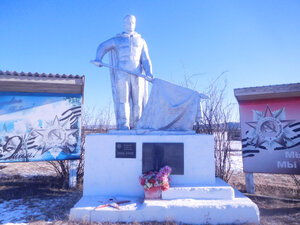 Воин-освободитель (Trans-Baikal Territory, Akshinskiy munitsipalny okrug, selo Ust-Ilya), anıt, heykel  Zabaykalski krayından