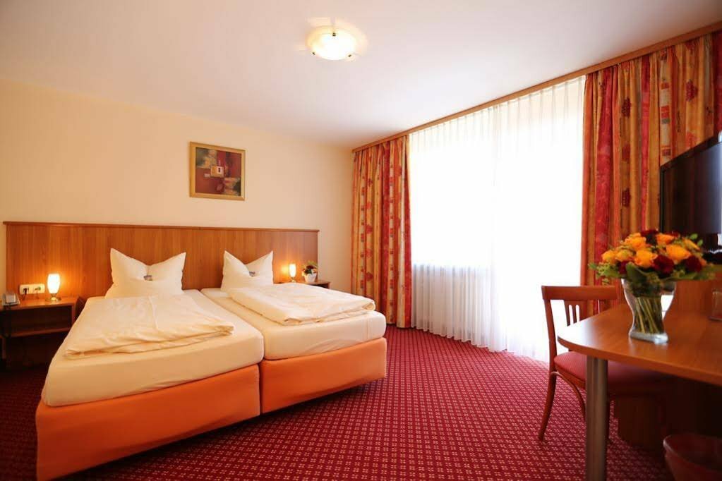 Otel Hotel Friedenseiche, Bavyera, foto