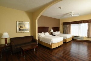 Holiday Inn Express Hotel & Suites Seguin an Ihg Hotel (Texas, Guadalupe County, Seguin), otel  Seguin'den