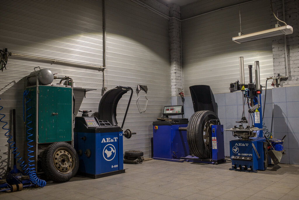 Oto lastik tamiri Шиномонтаж, Saint‑Petersburg ve Leningradskaya oblastı, foto