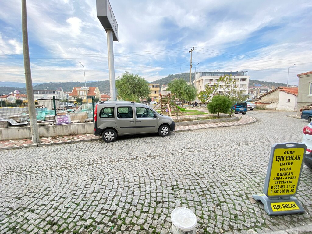 Emlak ofisi Işık Emlak, Edremit, foto