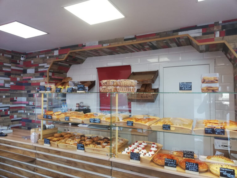 Ekmek fırını С пылу с жару, Krasnoznamensk, foto