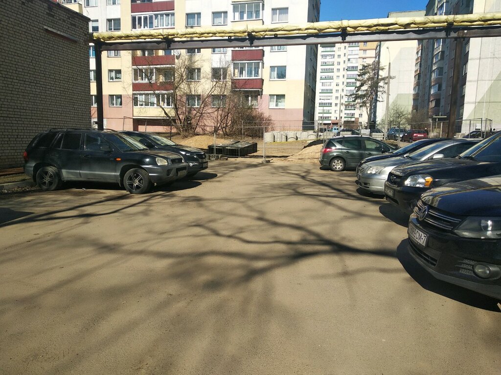 Otoparklar Car park, Minsk, foto