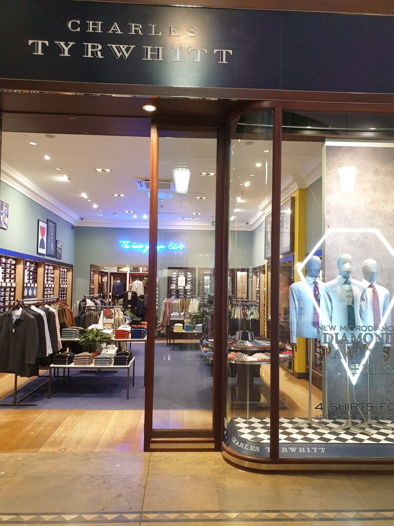 Giyim mağazası Charles Tyrwhitt, Kent County, foto