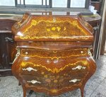 R & R - Restauro & Recuperi (Campania, Naples, Via Piedigrotta), antikacı dükkanları  Napoli'den