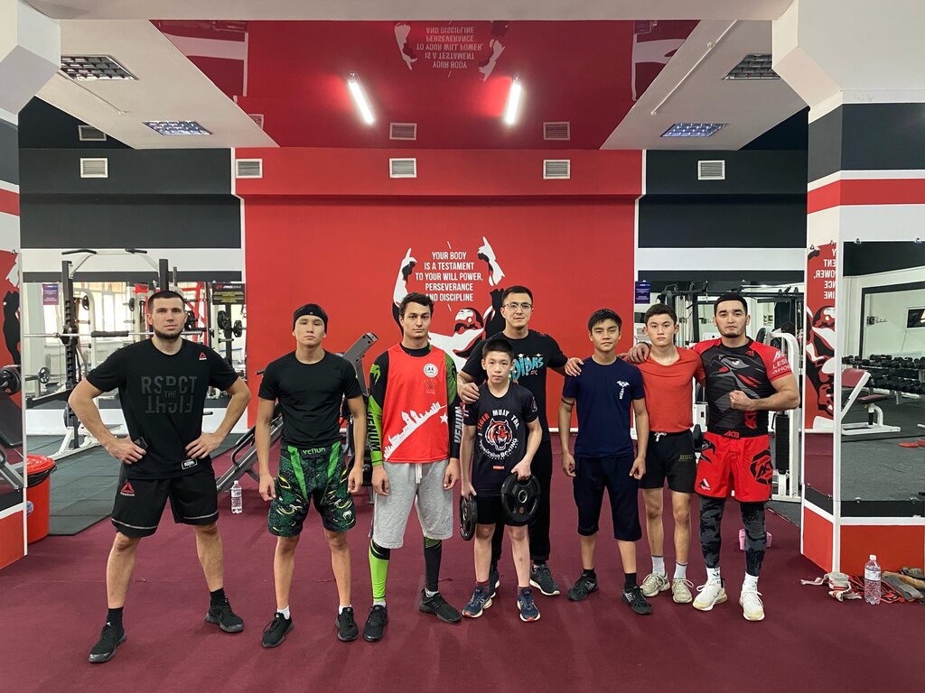 Spor kulüpleri Titan, Almatı, foto