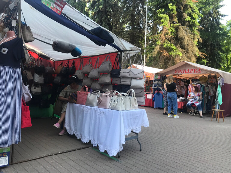 Gıda pazarı Weekend fair, Podolsk, foto