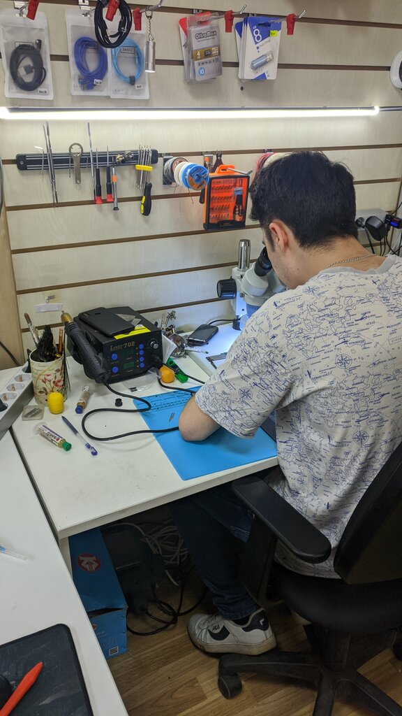 Telefon tamir servisi Fixbi, Moskova, foto