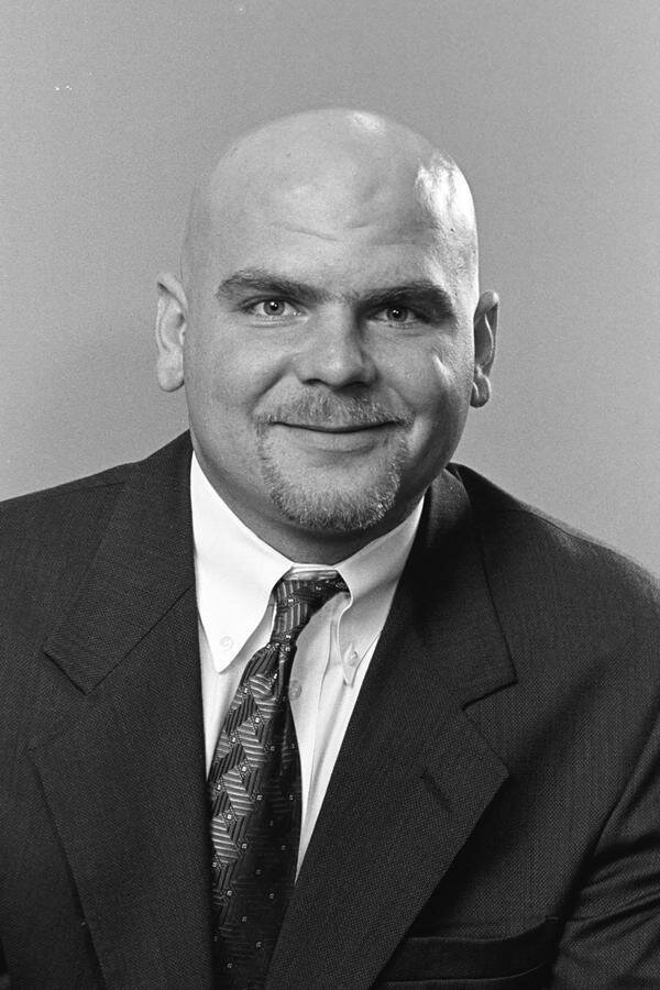 Yatırım fonu firmaları Edward Jones - Financial Advisor: Jeff Piskos, Aams™, Tennessee Eyaleti, foto