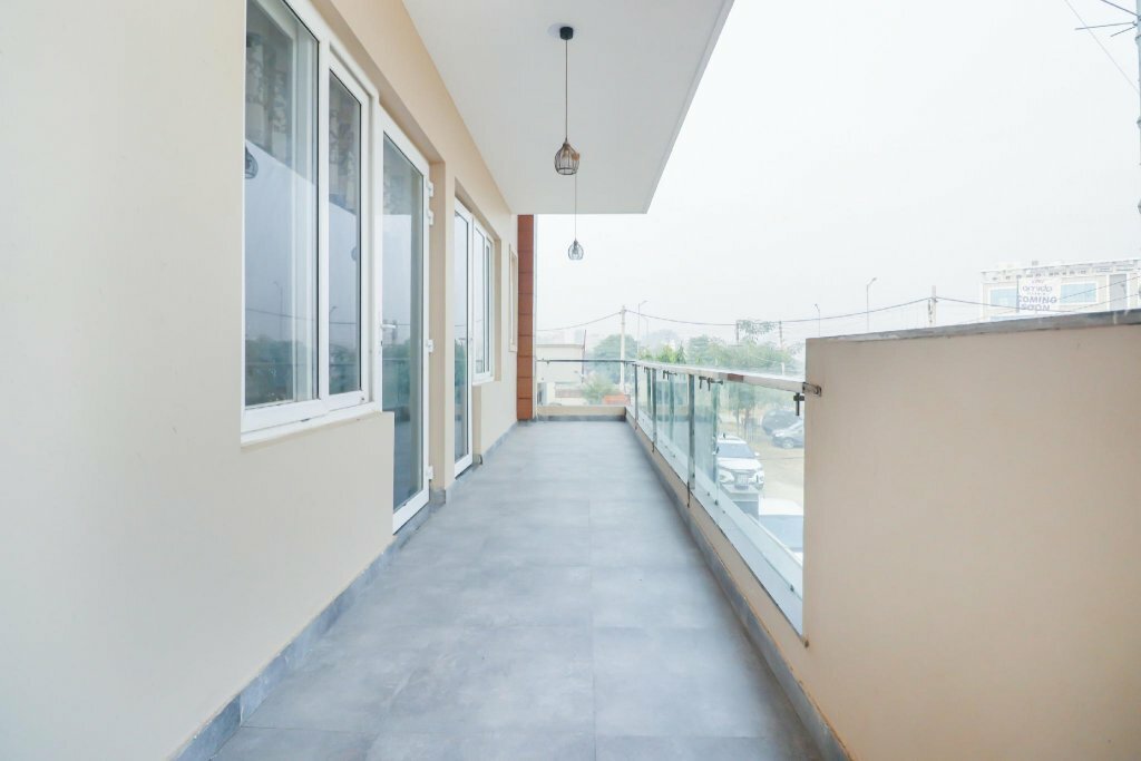 Otel Oyo 66943 Blueleaf Residency, , foto