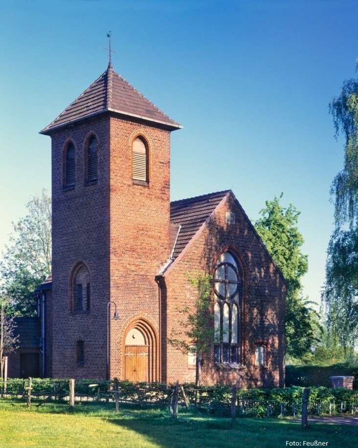 Dini dernekler Kirche Drechen - Ev. Emmaus-Kirchengemeinde Hamm, Kuzey Ren‑Vestfalya, foto