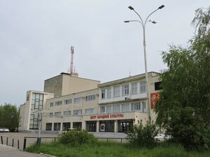 Краеведческий музей г. Адыгейска (prospekt Lenina No:21), müzeler ve sanat galerileri  Adygeysk'ten